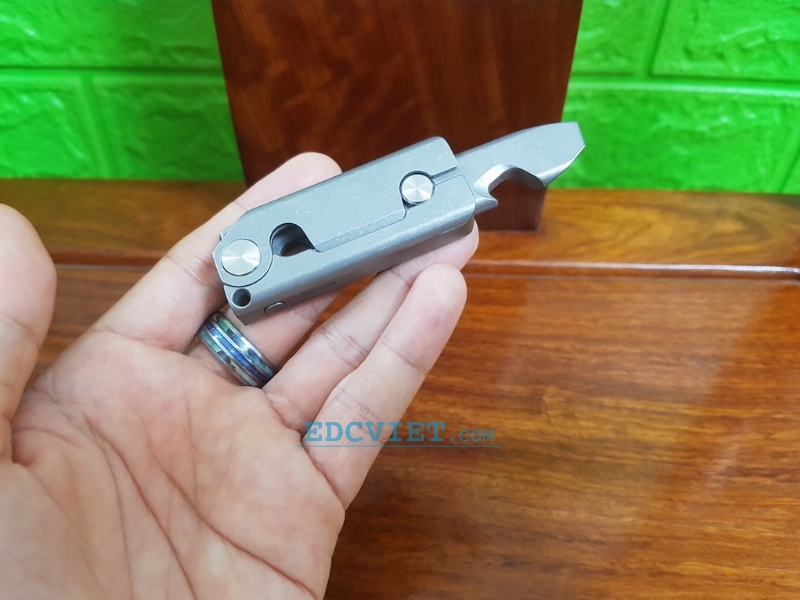 EDC Việt